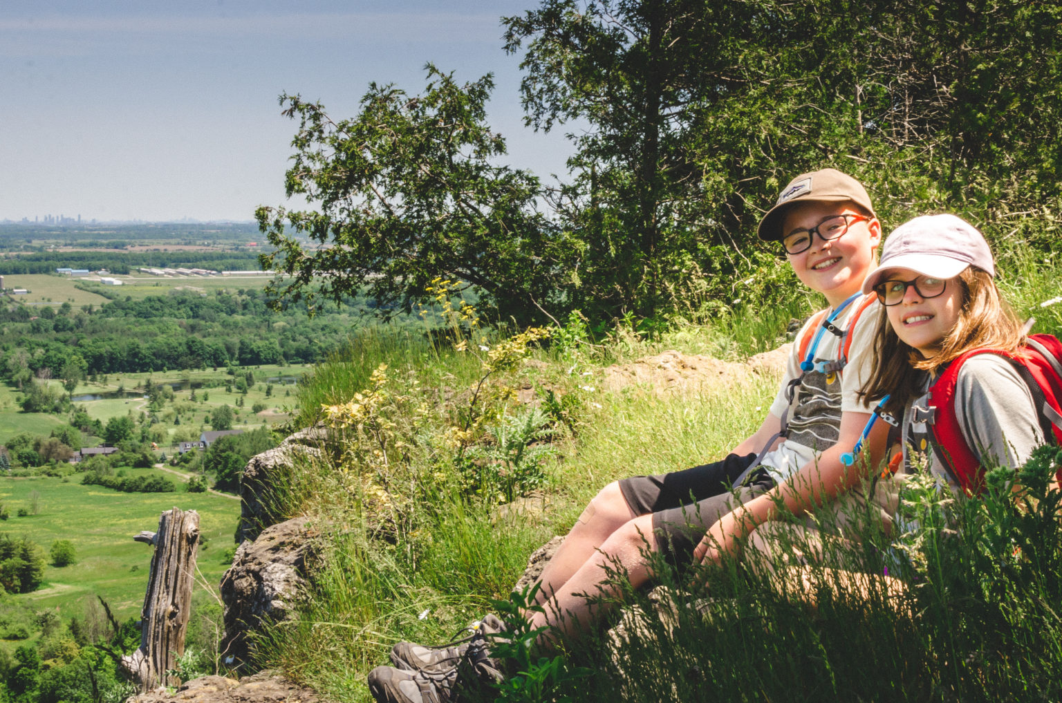 Mount Nemo: An Easy Day Hike from Toronto - The Driftwoods Family